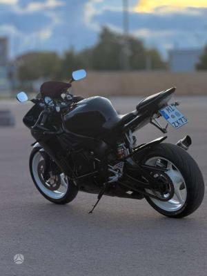 Yamaha R6 2004 Mažeikiai, ar dzinēja tilpumu 0.60 L un nobraukumu 28 tūkst. km par 2550 €, foto 7 vietnē AUTOMOTO.COM.LV