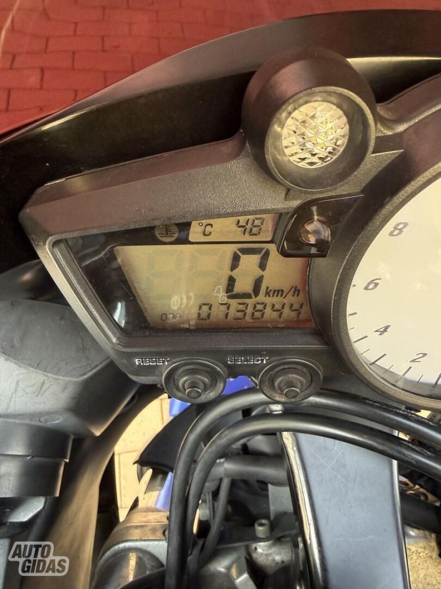 Yamaha R6 2004 in Vilnius, with an engine capacity of 0.00 L and mileage of 0 thousand km for 3500 €, photo 8 on AUTOMOTO.COM.LV