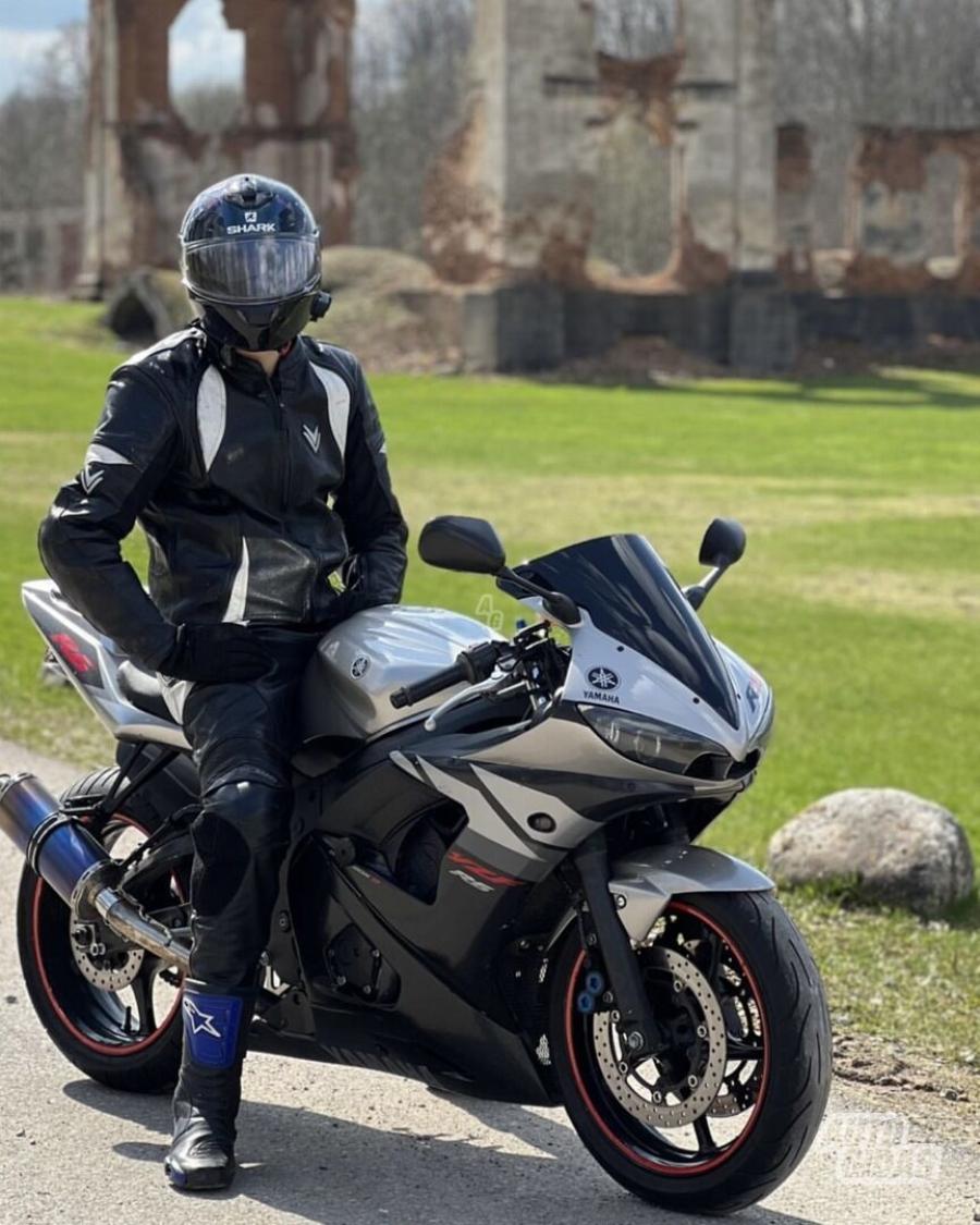 Yamaha R6 2005 Viļņa, ar dzinēja tilpumu 0.60 L un nobraukumu 0 tūkst. km par 3350 €, foto 1 vietnē AUTOMOTO.COM.LV