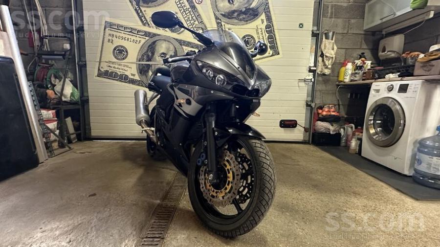 Yamaha R6 2005 in Riga, with an engine capacity of 0.60 L and mileage of 0 thousand km for 3300 €, photo 3 on AUTOMOTO.COM.LV
