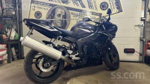 Yamaha R6 2005 in Riga, with an engine capacity of 0.60 L and mileage of 0 thousand km for 3300 €, photo 6 on AUTOMOTO.COM.LV