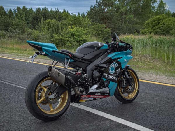 Yamaha R6 2006 Klaipėda, ar dzinēja tilpumu 0.60 L un nobraukumu 55 tūkst. km par 4700 €, foto 6 vietnē AUTOMOTO.COM.LV