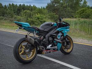 Yamaha R6 2006 Klaipėda, ar dzinēja tilpumu 0.60 L un nobraukumu 55 tūkst. km par 4700 €, foto 7 vietnē AUTOMOTO.COM.LV