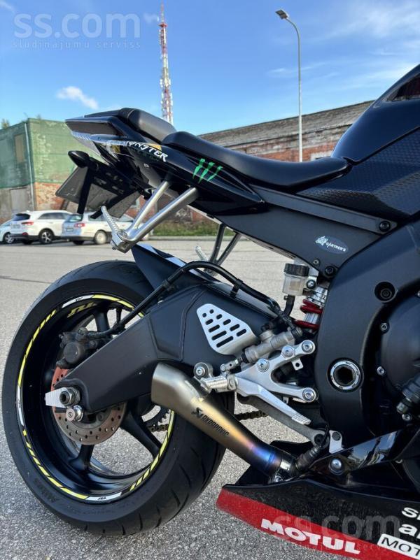 Yamaha R6 2006 Rīga, ar dzinēja tilpumu 0.60 L un nobraukumu 0 tūkst. km par 4999 €, foto 3 vietnē AUTOMOTO.COM.LV
