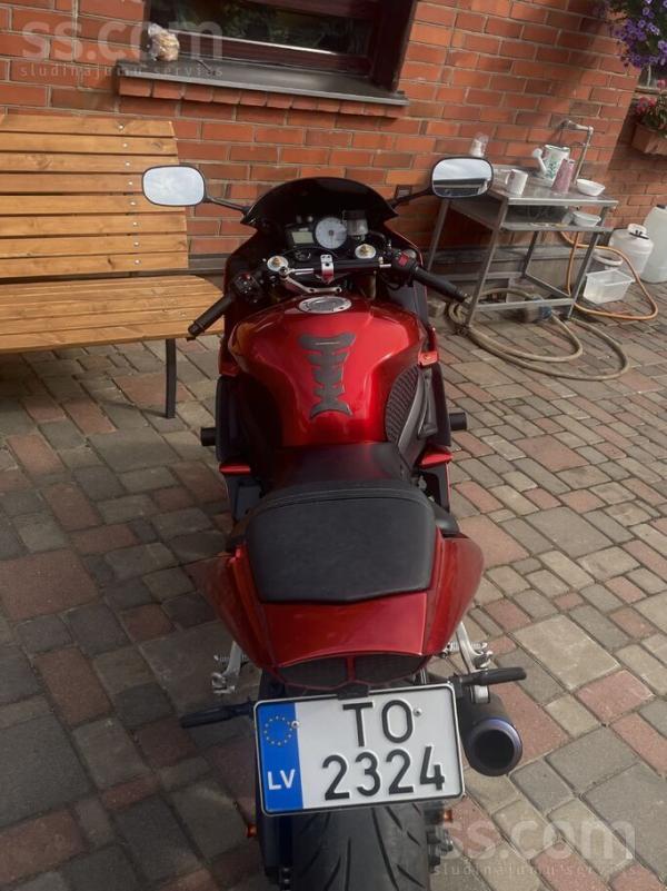 Yamaha R6 2006 Jēkabpils, ar dzinēja tilpumu 0.60 L un nobraukumu 0 tūkst. km par 3650 €, foto 5 vietnē AUTOMOTO.COM.LV