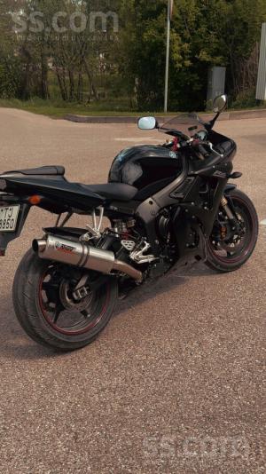 Yamaha R6 2006 in Daugavpils, with an engine capacity of 0.60 L and mileage of 0 thousand km for 3000 €, photo 4 on AUTOMOTO.COM.LV