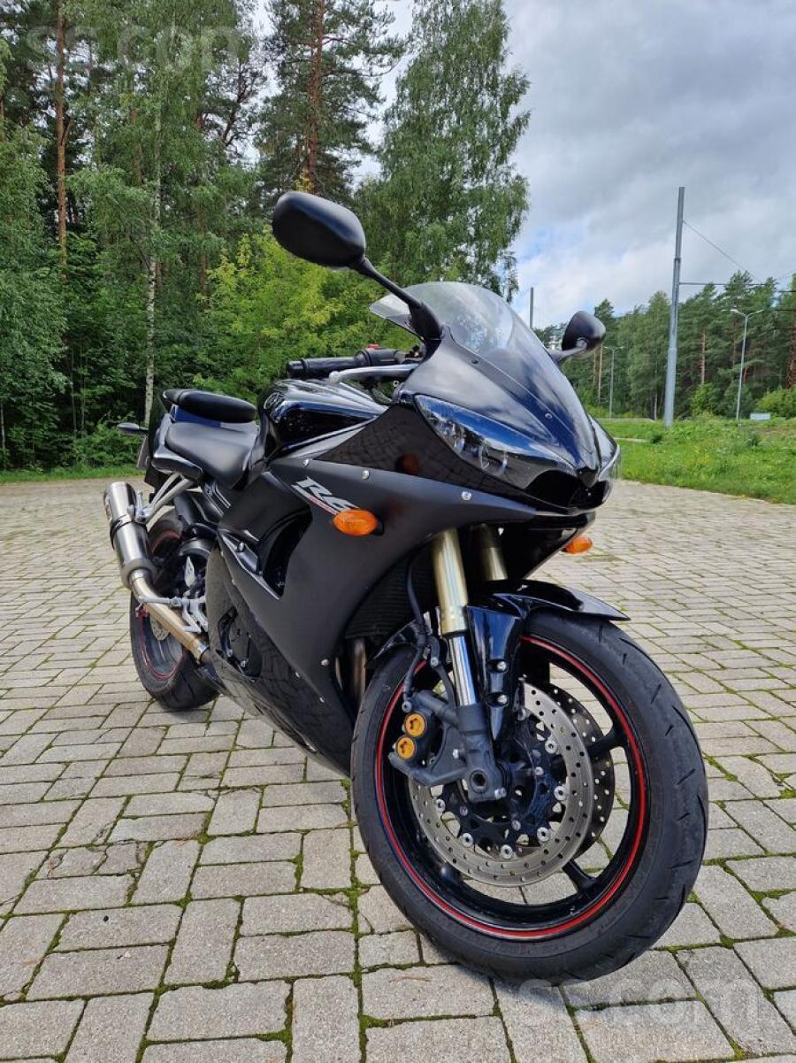 Yamaha R6 2006 in Daugavpils, with an engine capacity of 0.60 L and mileage of 0 thousand km for 3000 €, photo 5 on AUTOMOTO.COM.LV