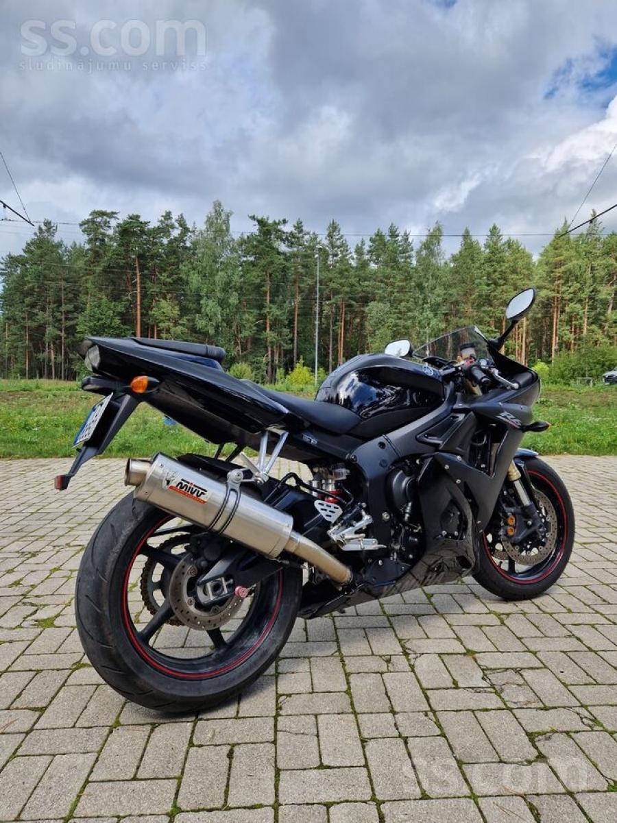 Yamaha R6 2006 in Daugavpils, with an engine capacity of 0.60 L and mileage of 0 thousand km for 3000 €, photo 7 on AUTOMOTO.COM.LV