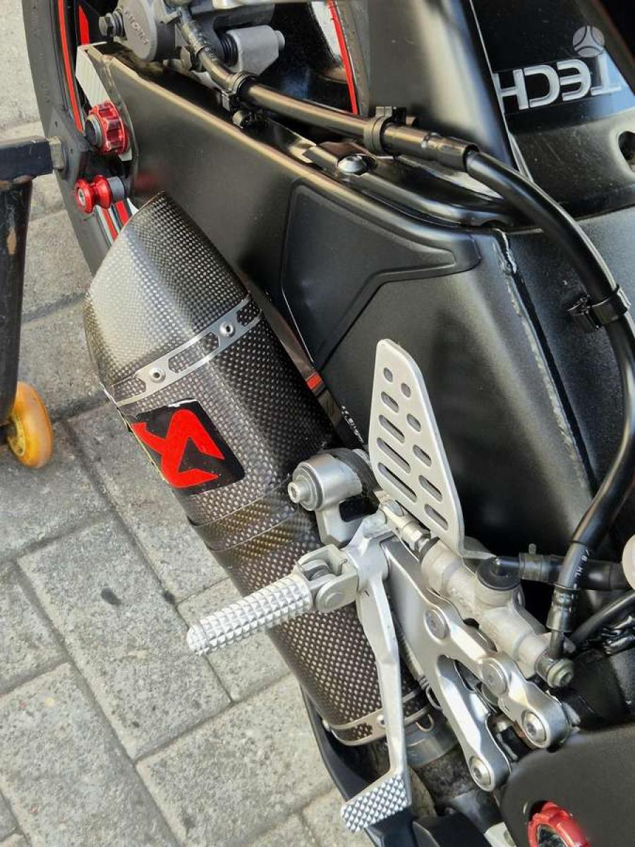 Ямаха R6 2006 в Пренай, объемом двигателя 0.60 л и пробегом 57 тыс. км за 5250 €, фото 24 на AUTOMOTO.COM.LV