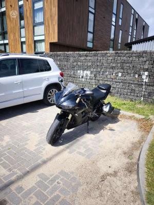 Yamaha R6 2006 in Klaipeda, with an engine capacity of 0.60 L and mileage of 50 thousand km for 4100 €, photo 9 on AUTOMOTO.COM.LV