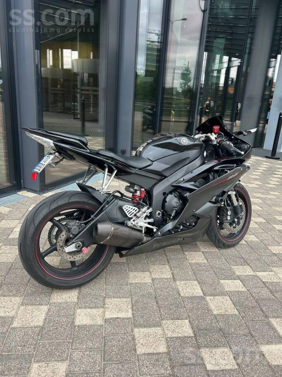 Yamaha R6 2007 in Riga, with an engine capacity of 0.60 L and mileage of 0 thousand km for 5400 €, photo 3 on AUTOMOTO.COM.LV