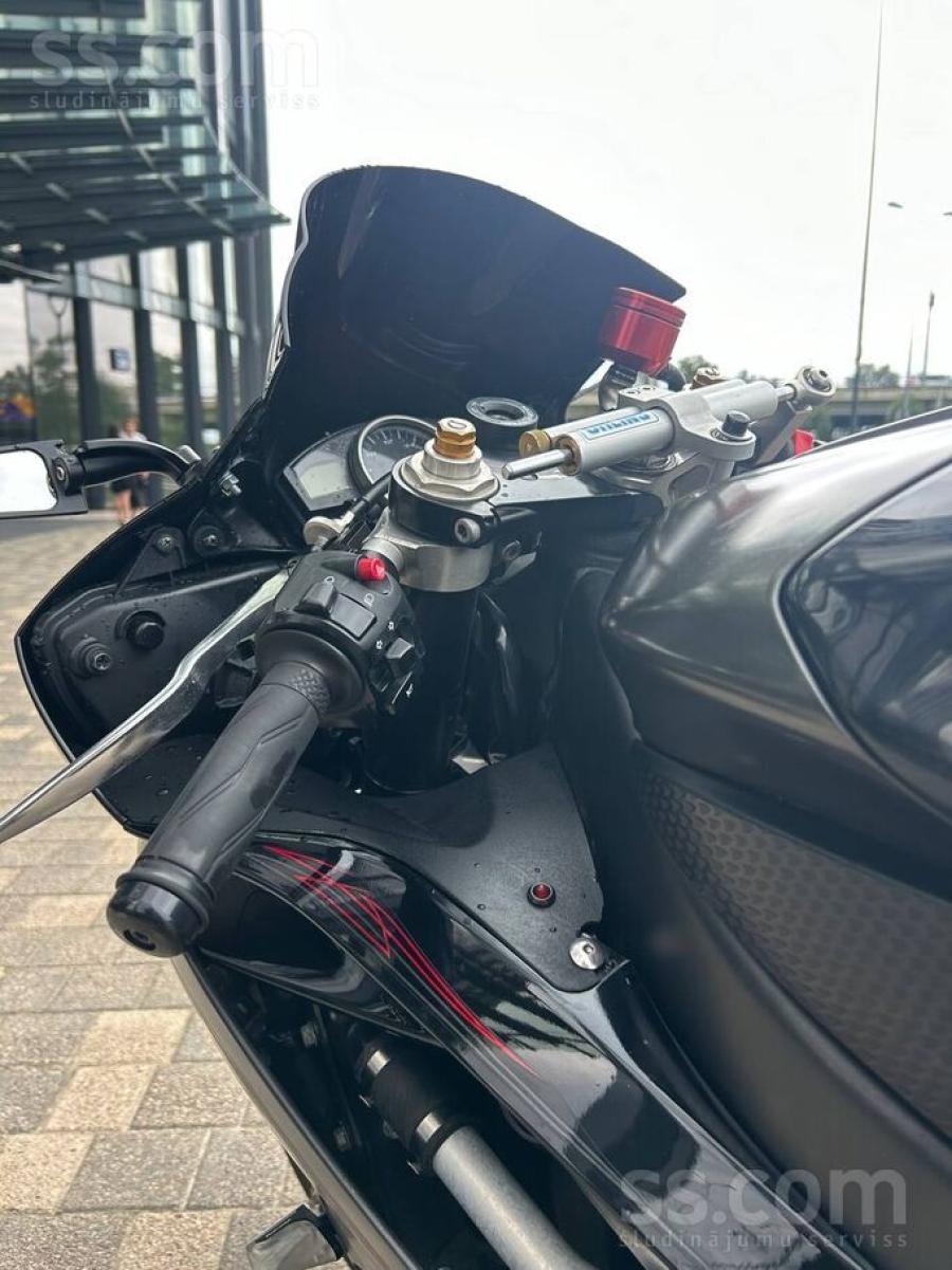Yamaha R6 2007 in Riga, with an engine capacity of 0.60 L and mileage of 0 thousand km for 5400 €, photo 6 on AUTOMOTO.COM.LV