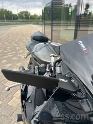 Yamaha R6 2007 in Riga, with an engine capacity of 0.60 L and mileage of 0 thousand km for 5400 €, photo 8 on AUTOMOTO.COM.LV