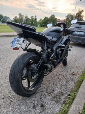 Yamaha R6 2007 in Cesis, with an engine capacity of 0.60 L and mileage of 0 thousand km for 4700 €, photo 10 on AUTOMOTO.COM.LV