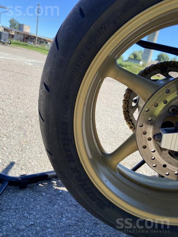 Yamaha R6 2007 Bauska, ar dzinēja tilpumu 0.60 L un nobraukumu 0 tūkst. km par 4350 €, foto 10 vietnē AUTOMOTO.COM.LV