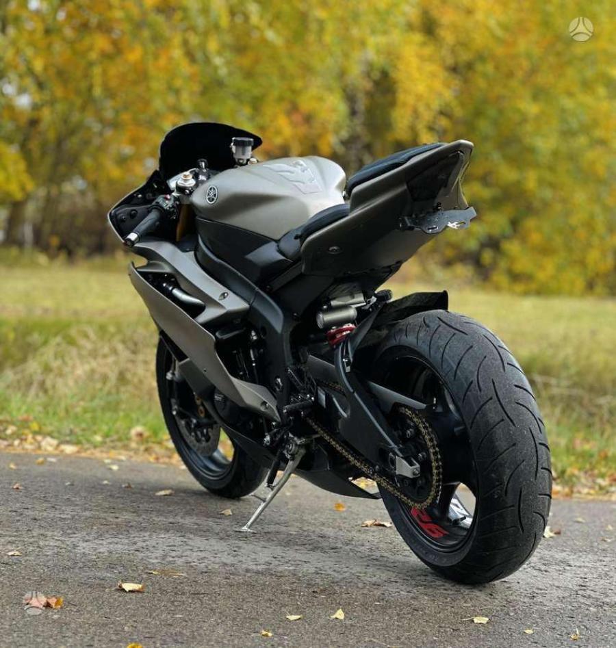 Yamaha R6 2007 in Vilnius, with an engine capacity of 0.60 L and mileage of 35 thousand km for 6000 €, photo 3 on AUTOMOTO.COM.LV