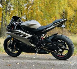Yamaha R6 2007 in Vilnius, with an engine capacity of 0.60 L and mileage of 35 thousand km for 6000 €, photo 4 on AUTOMOTO.COM.LV