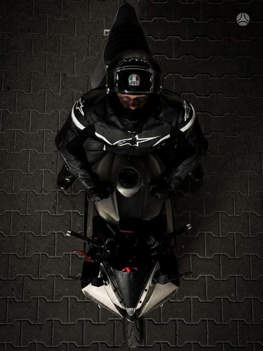 Yamaha R6 2007 in Vilnius, with an engine capacity of 0.60 L and mileage of 35 thousand km for 6000 €, photo 9 on AUTOMOTO.COM.LV
