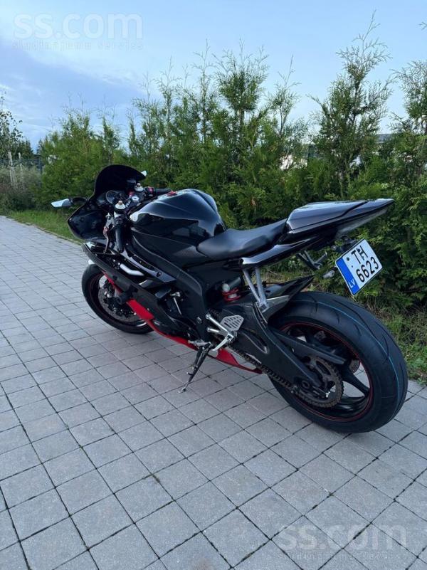 Yamaha R6 2007 in Riga, with an engine capacity of 0.60 L and mileage of 0 thousand km for 4990 €, photo 3 on AUTOMOTO.COM.LV