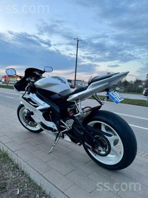Yamaha R6 2008 in Riga, with an engine capacity of 0.60 L and mileage of 0 thousand km for 5700 €, photo 3 on AUTOMOTO.COM.LV