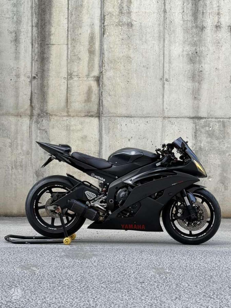 Yamaha R6 2008 Klaipėda, ar dzinēja tilpumu 0.60 L un nobraukumu 27 tūkst. km par 6300 €, foto 3 vietnē AUTOMOTO.COM.LV