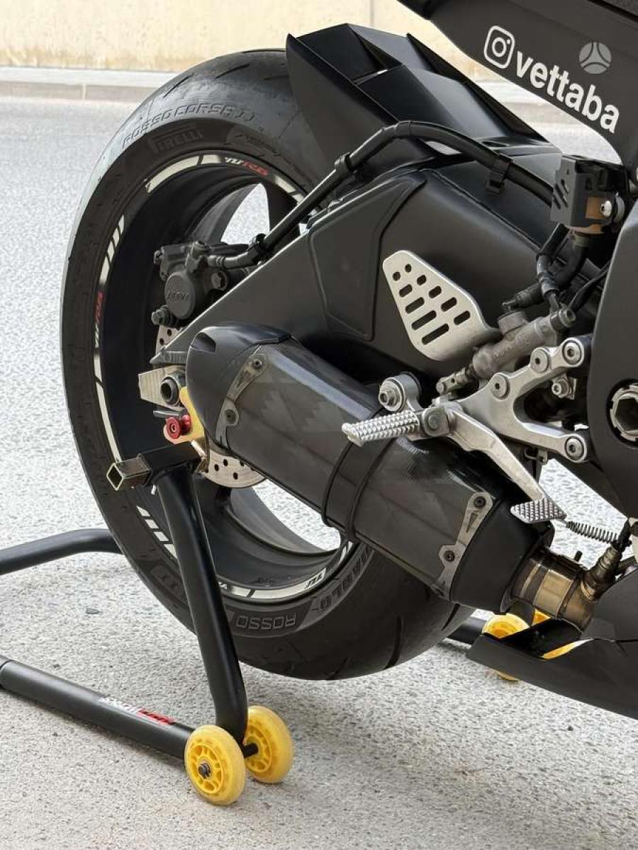 Yamaha R6 2008 Klaipėda, ar dzinēja tilpumu 0.60 L un nobraukumu 27 tūkst. km par 6300 €, foto 14 vietnē AUTOMOTO.COM.LV