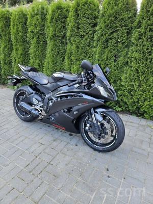 Ямаха R6 2008 в Рига, объемом двигателя 0.60 л и пробегом 0 тыс. км за 6200 €, фото  на AUTOMOTO.COM.LV
