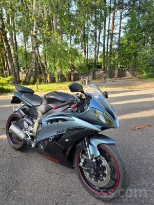 Yamaha R6 2008 in Riga, with an engine capacity of 0.60 L and mileage of 0 thousand km for 5800 €, photo 3 on AUTOMOTO.COM.LV