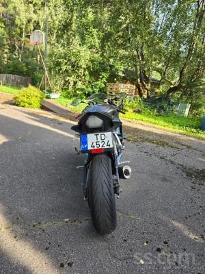 Yamaha R6 2008 in Riga, with an engine capacity of 0.60 L and mileage of 0 thousand km for 5800 €, photo 7 on AUTOMOTO.COM.LV