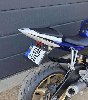 Yamaha R6 2008 in Ukmerge, with an engine capacity of 0.60 L and mileage of 48 thousand km for 7200 €, photo 9 on AUTOMOTO.COM.LV