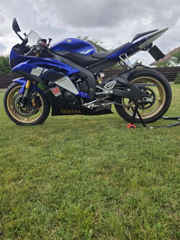 Yamaha R6 2008 in Ukmerge on AUTOMOTO.COM.LV Yamaha R6 2008 in Ukmerge, with an engine capacity of 0.60 L and mileage of 48 thousand km for 7200 €, photo 11 on AUTOMOTO.COM.LV