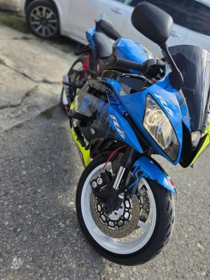 Ямаха R6 2010 в Паневежис, объемом двигателя 0.60 л и пробегом 58 тыс. км за 5350 €, фото 3 на AUTOMOTO.COM.LV