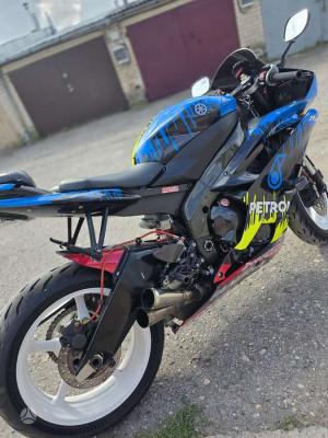 Ямаха R6 2010 в Паневежис, объемом двигателя 0.60 л и пробегом 58 тыс. км за 5350 €, фото 4 на AUTOMOTO.COM.LV