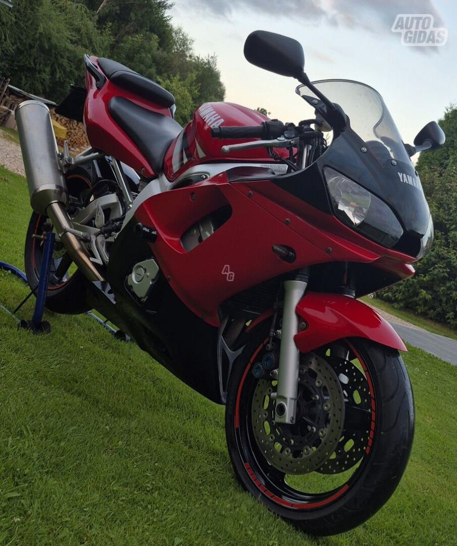 Красный Ямаха R6 2002 в Купишкис, объемом двигателя 0.60 л и пробегом 56 тыс. км за 1950 €, фото 3 на AUTOMOTO.COM.LV