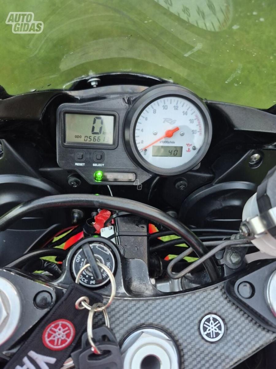 Красный Ямаха R6 2002 в Купишкис, объемом двигателя 0.60 л и пробегом 56 тыс. км за 1950 €, фото 10 на AUTOMOTO.COM.LV