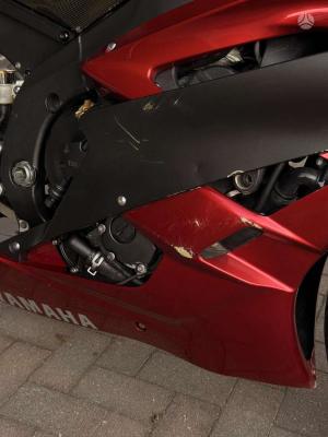Red Yamaha R6 2007 in Alytus, with an engine capacity of 0.60 L and mileage of 38 thousand km for 5300 €, photo 9 on AUTOMOTO.COM.LV