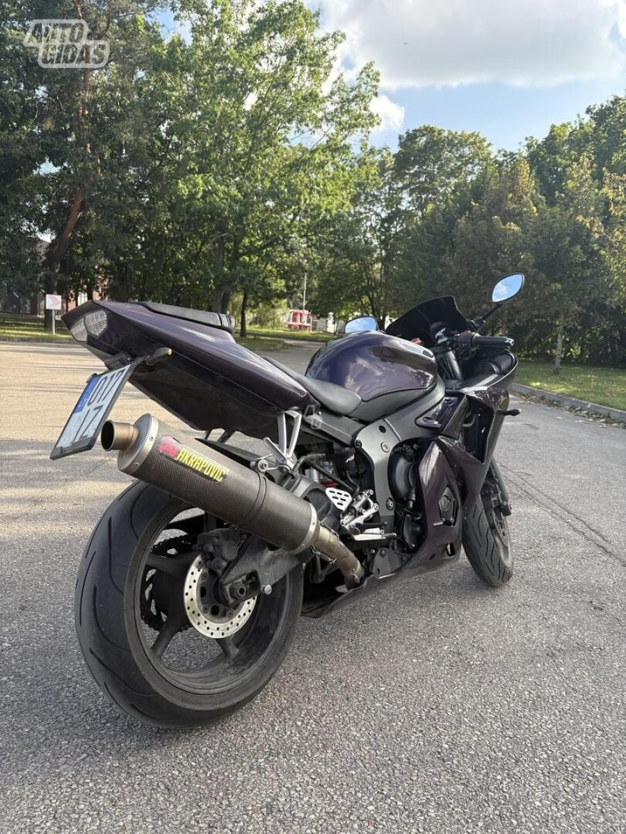 Violet Yamaha R6 2003 in Kaunas, with an engine capacity of 0.60 L and mileage of 42 thousand km for 2999 €, photo 3 on AUTOMOTO.COM.LV