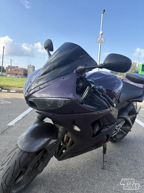 Violets Yamaha R6 2003 Kauņa, ar dzinēja tilpumu 0.60 L un nobraukumu 42 tūkst. km par 2999 €, foto 5 vietnē AUTOMOTO.COM.LV