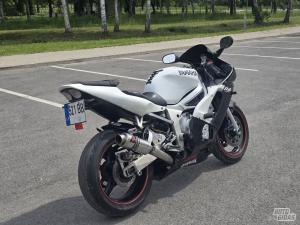 Белый Ямаха R6 2000 в Шяуляй, объемом двигателя 0.60 л и пробегом 47 тыс. км за 1750 €, фото 4 на AUTOMOTO.COM.LV