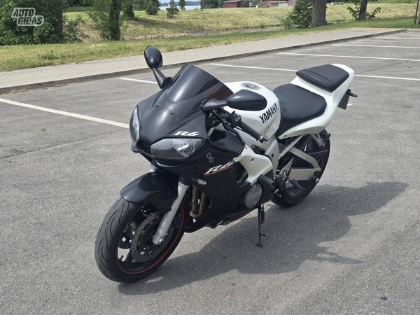 Белый Ямаха R6 2000 в Шяуляй, объемом двигателя 0.60 л и пробегом 47 тыс. км за 1750 €, фото 6 на AUTOMOTO.COM.LV
