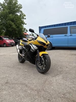 Yellow Yamaha R6 2004 in Alytus, with an engine capacity of 0.60 L and mileage of 26 thousand km for 3150 €, photo 3 on AUTOMOTO.COM.LV