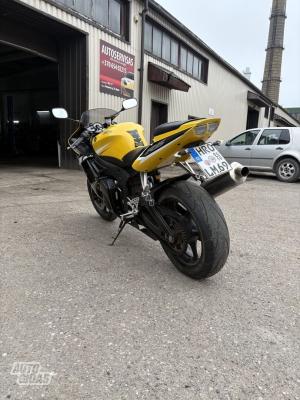 Yellow Yamaha R6 2004 in Alytus, with an engine capacity of 0.60 L and mileage of 26 thousand km for 3150 €, photo 7 on AUTOMOTO.COM.LV
