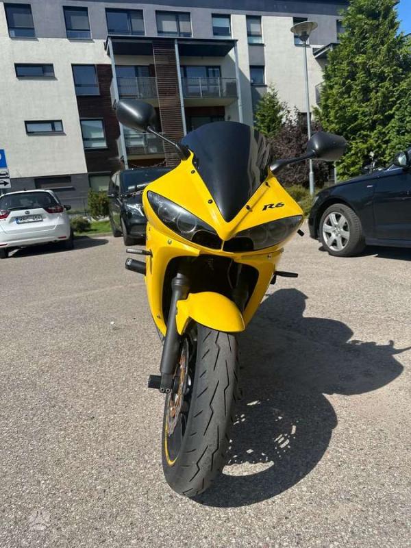 Dzeltens Yamaha R6 2007 Viļņa, ar dzinēja tilpumu 0.60 L un nobraukumu 39 tūkst. km par 4150 €, foto 3 vietnē AUTOMOTO.COM.LV