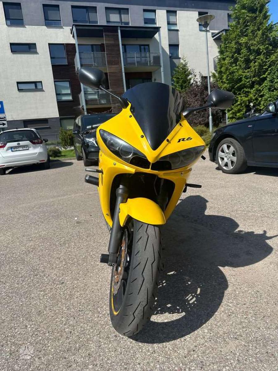 Yellow Yamaha R6 2007 in Vilnius, with an engine capacity of 0.60 L and mileage of 39 thousand km for 4150 €, photo 4 on AUTOMOTO.COM.LV