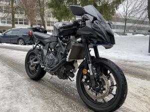 Black Yamaha R7 2022 in Vilnius, with an engine capacity of 0.70 L and mileage of 10 thousand km for 3879 €, photo  on AUTOMOTO.COM.LV