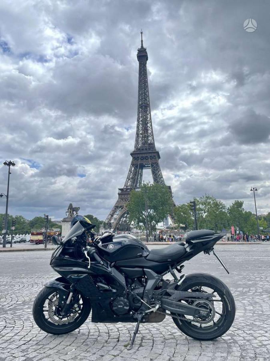 Black Yamaha R7 2023 in Klaipeda, with an engine capacity of 0.69 L and mileage of 16 thousand km for 8000 €, photo 12 on AUTOMOTO.COM.LV