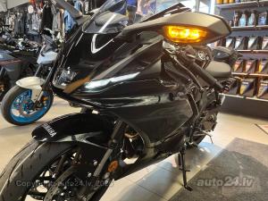 Black Yamaha R7 2026 in Tallinn, with an engine capacity of 0.69 L and mileage of 0 thousand km for 9990 €, photo 4 on AUTOMOTO.COM.LV
