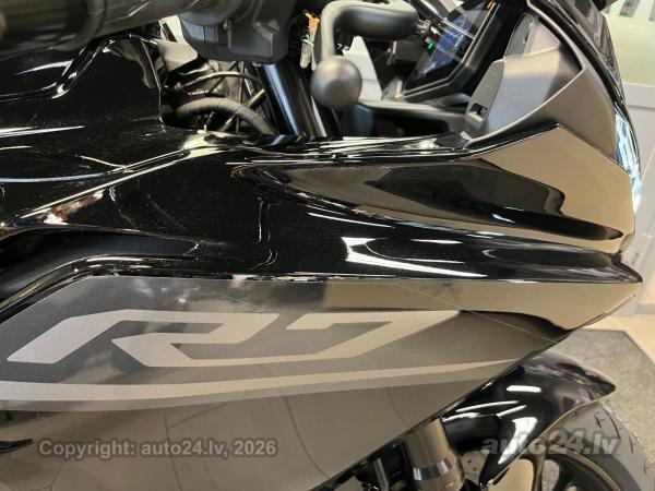 Black Yamaha R7 2026 in Tallinn, with an engine capacity of 0.69 L and mileage of 0 thousand km for 9990 €, photo 8 on AUTOMOTO.COM.LV