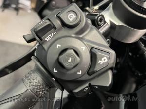 Black Yamaha R7 2026 in Tallinn, with an engine capacity of 0.69 L and mileage of 0 thousand km for 9990 €, photo 12 on AUTOMOTO.COM.LV