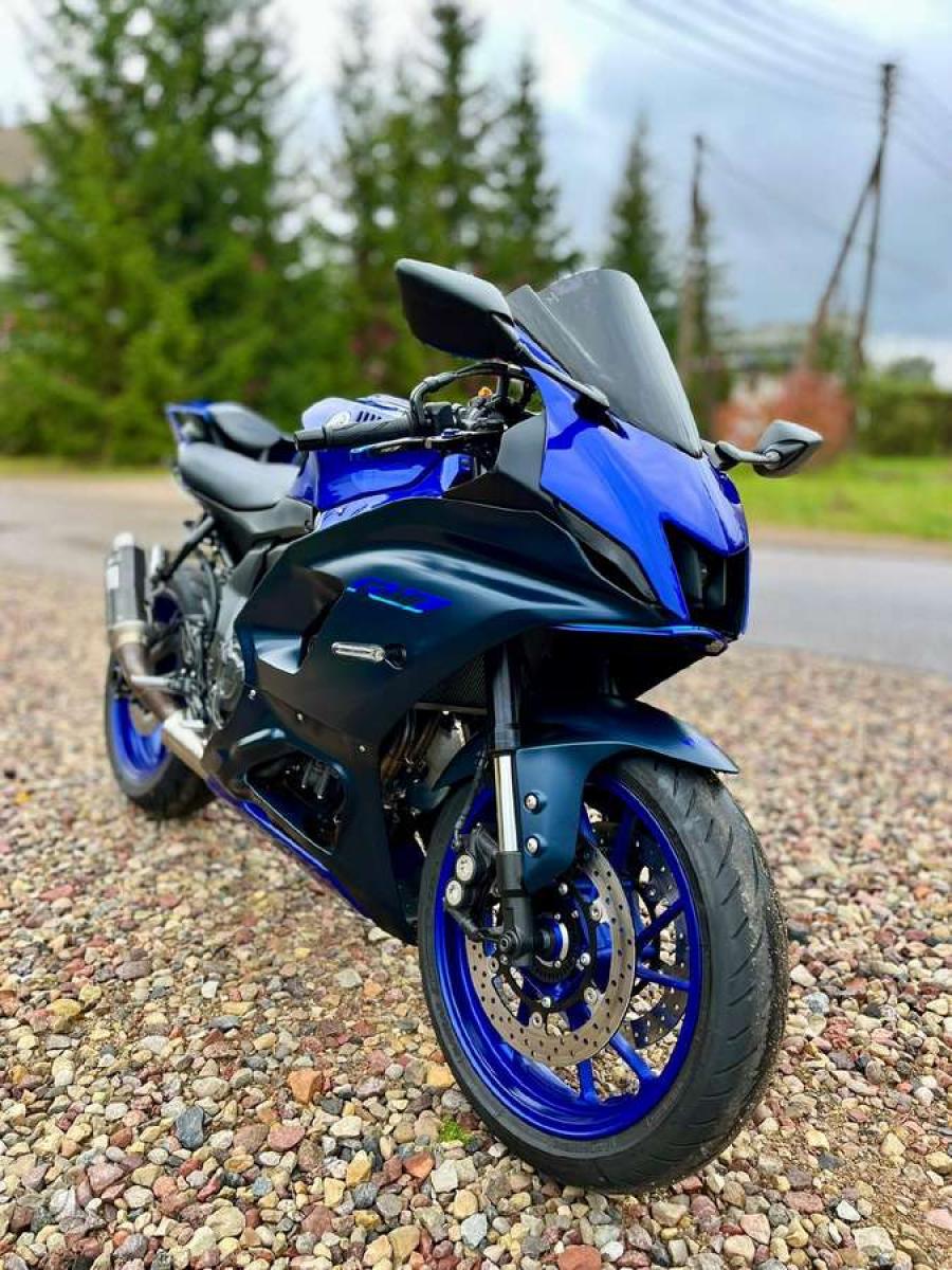 Blue Yamaha R7 2024 in Vilnius, with an engine capacity of 0.69 L and mileage of 9 thousand km for 6950 €, photo 2 on AUTOMOTO.COM.LV